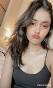 [1500+] Real Girl Pic, DP, Photos, Pictures & Wallpapers (NEW 2025) - PhotosNow