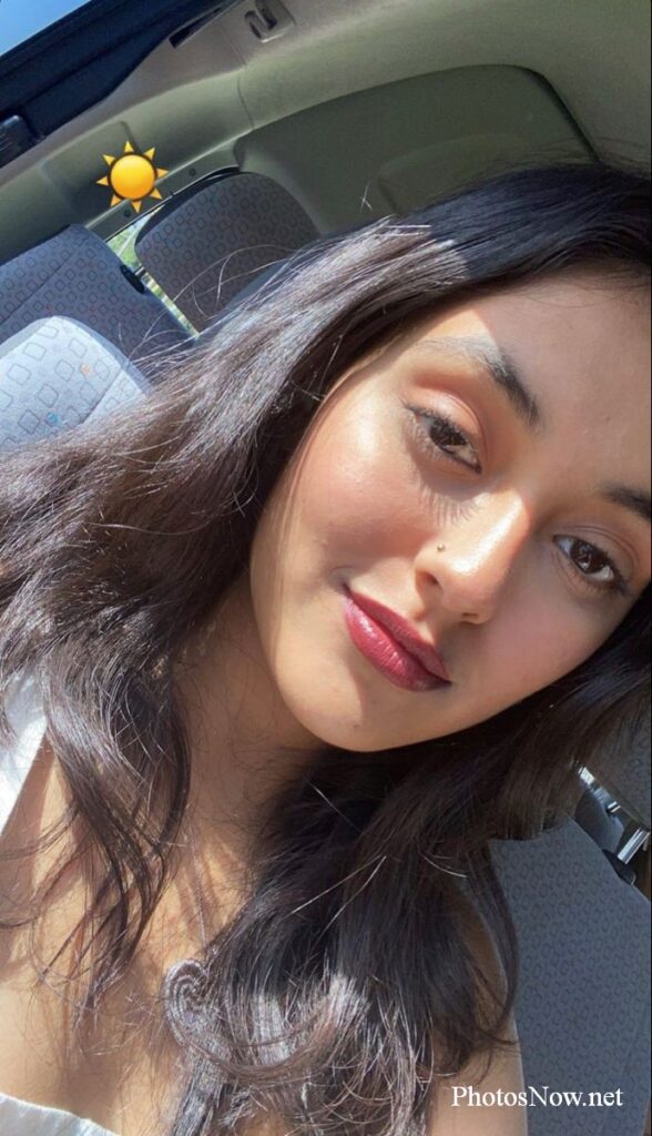 [1500+] Real Girl Pic, DP, Photos, Pictures & Wallpapers (NEW 2025) - PhotosNow