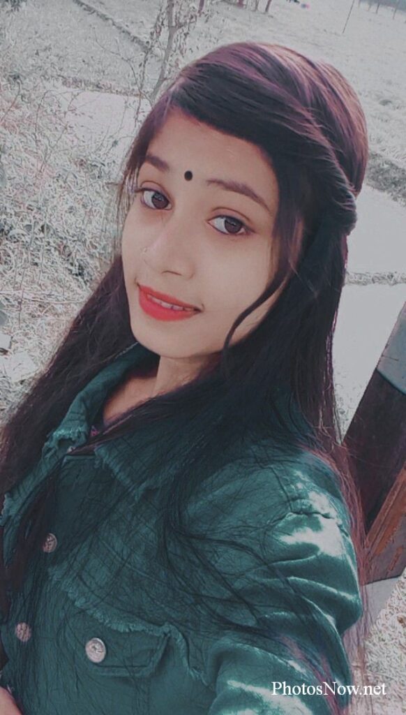 [1500+] Real Girl Pic, DP, Photos, Pictures & Wallpapers (NEW 2025) - PhotosNow