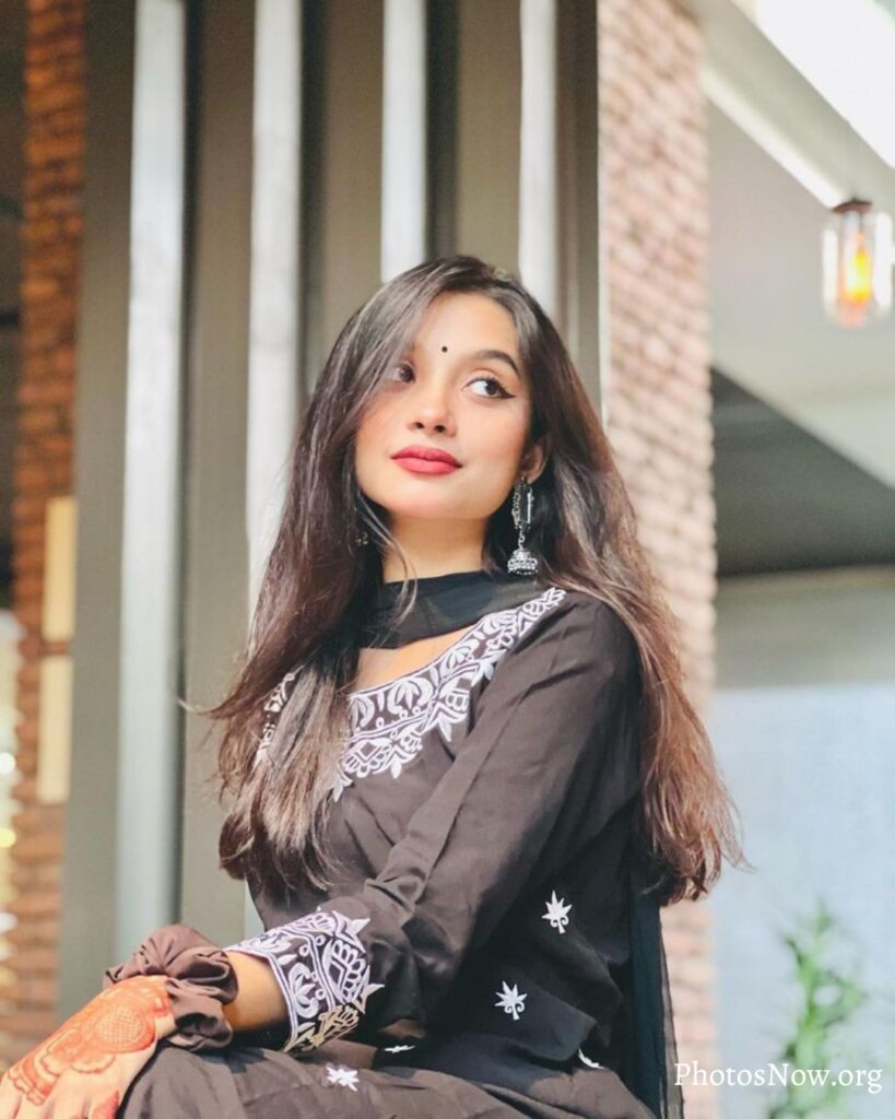 [1035+] Girls Dp, Images, Photos, Pictures & Wallpapers (NEW 2025 ...