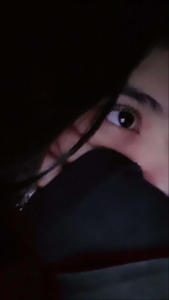 [1000+] Sad Girl DP Images for Whatsapp & Instagram (2025) - PhotosNow