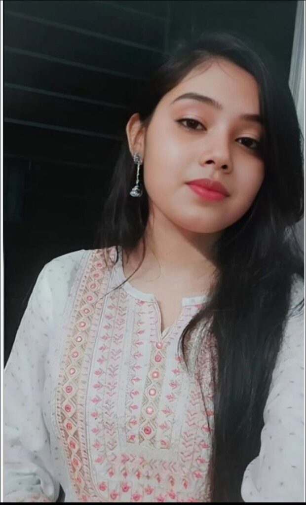 [1500+] Real Girl Pic, DP, Photos, Pictures & Wallpapers (NEW 2025) - PhotosNow